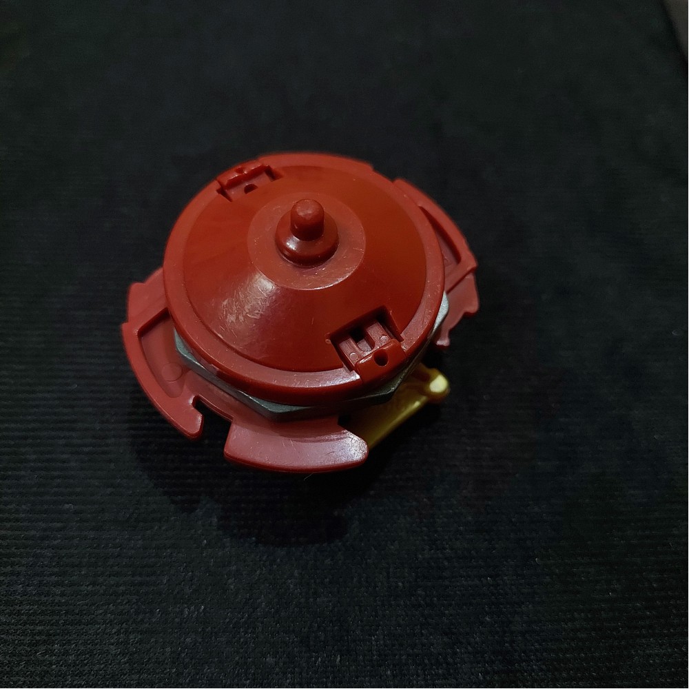 Takara Beyblade Flash Leopard Red Version