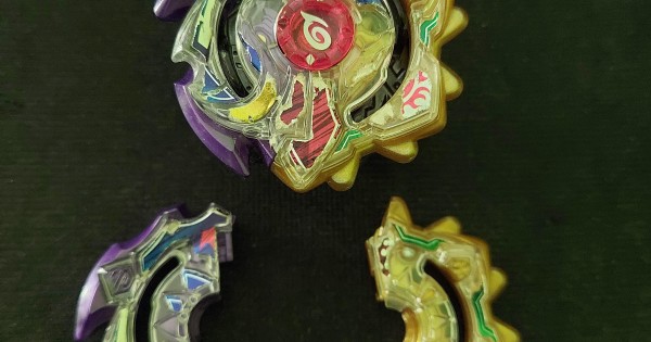 Takaratomy Beyblade Duo Eclipse Used