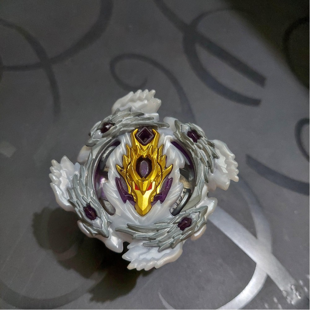 Takaratomy Beyblade Bloody Longinus Used