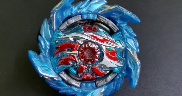 Takaratomy Beyblade King Helios Used
