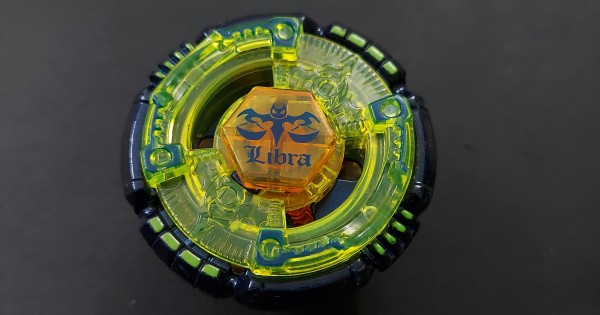 Takaratomy Beyblade Infinity Libra Used